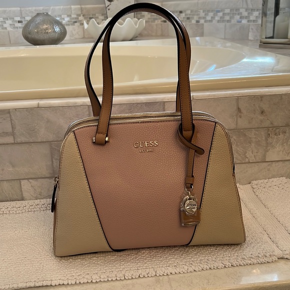 Guess | Bags | Nwt Guess Handbag | Poshmark